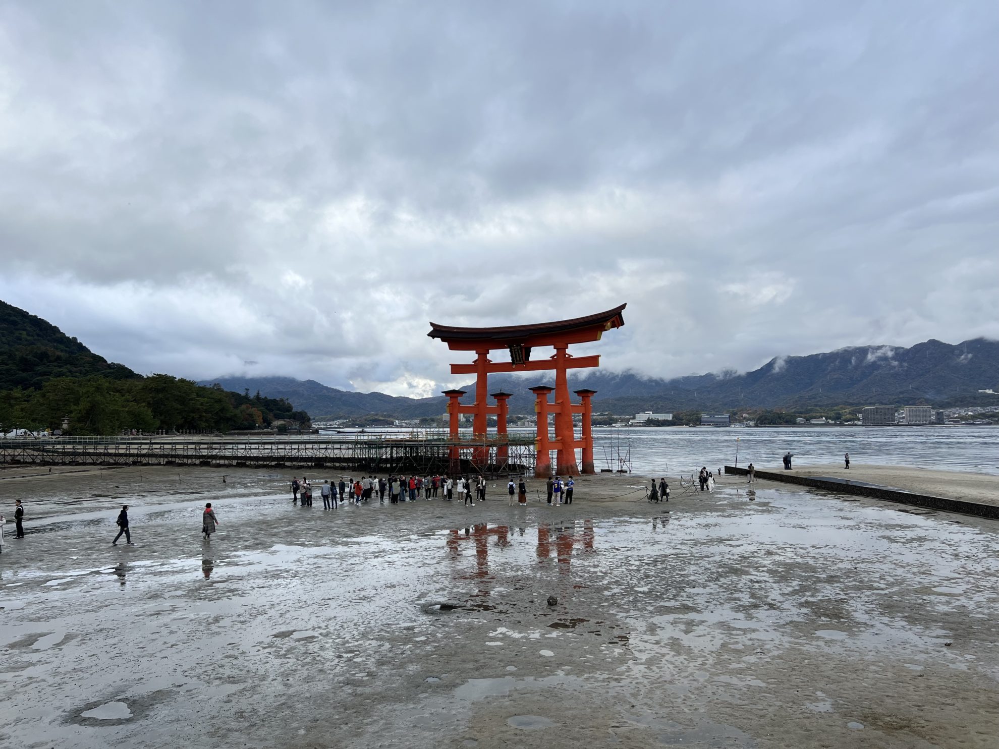 Miyajima -Torii Gate – Tripmocha Blog